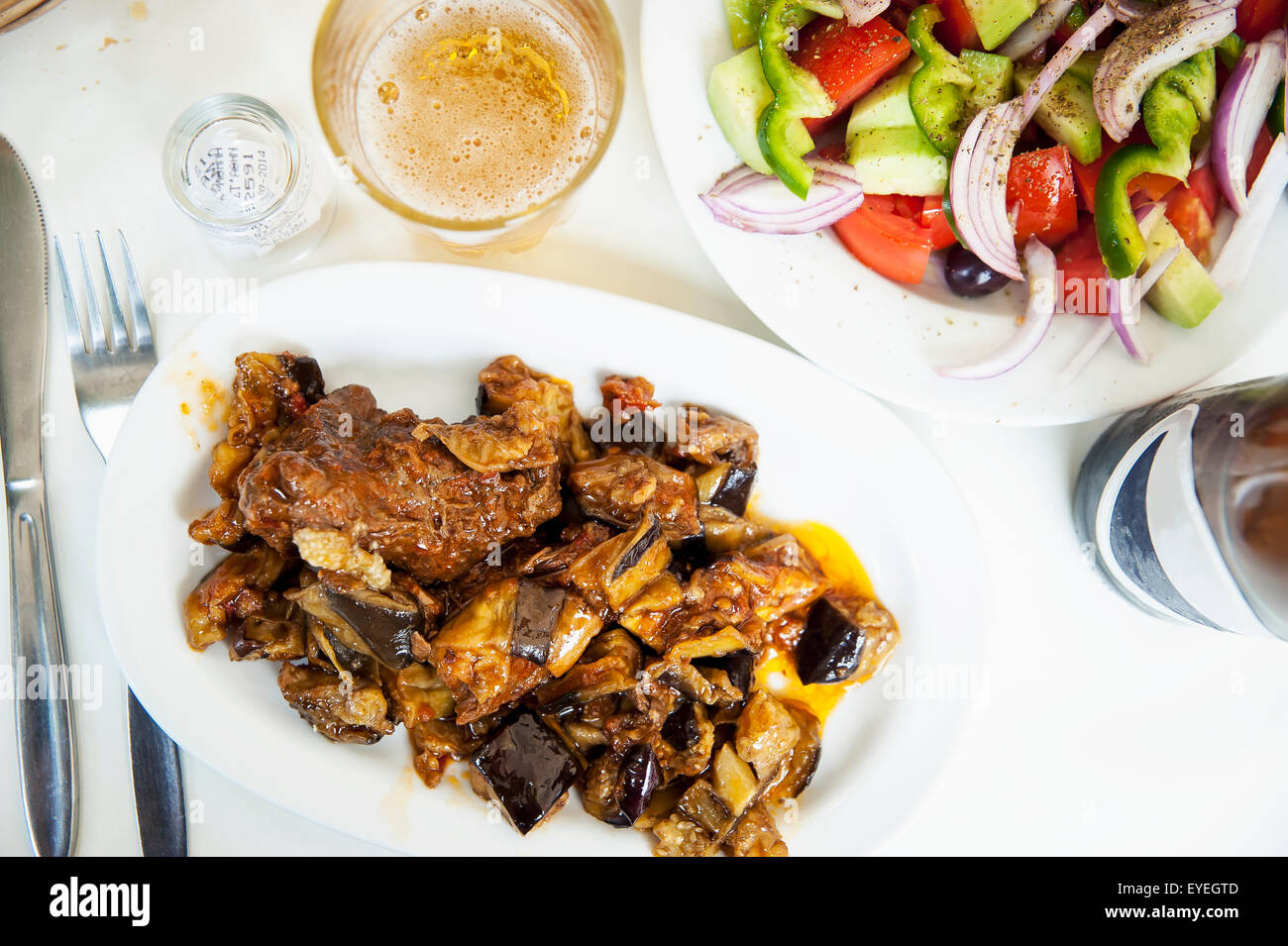 Greece food restaurant hi-res stock photography and images - Alamy
