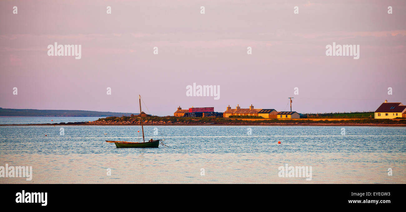 Pierowall bay hi-res stock photography and images - Alamy