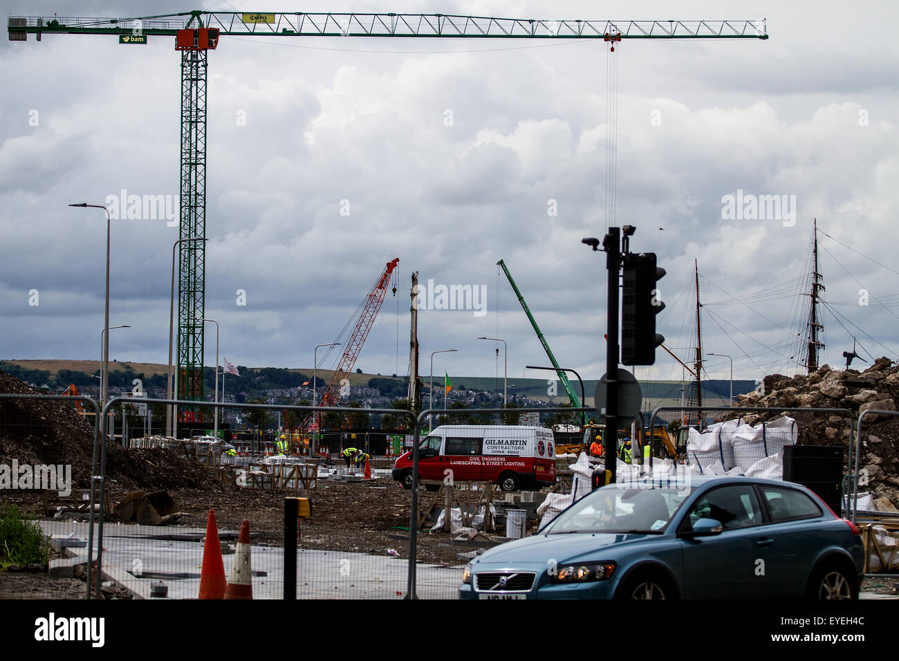 Dundee, Scotland, UK. 28th July, 2015. Waterfront Development Project ...