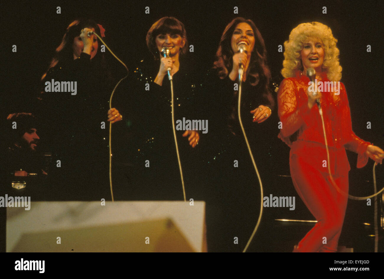 TAMMY WYNETTE (1942-1998) US Country singer about 1980 Stock Photo - Alamy