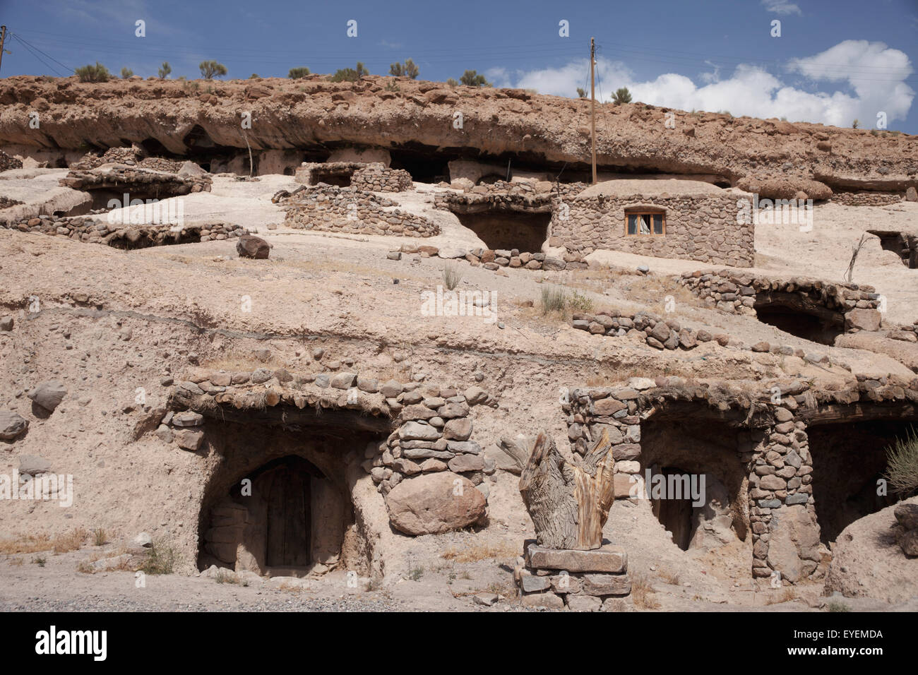 Underground houses; Maymand, Iran Stock Photo - Alamy
