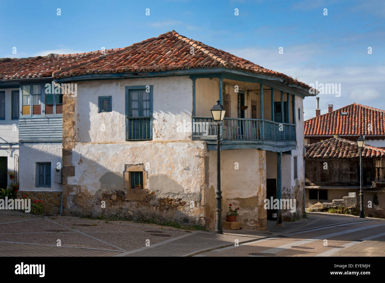 The traditional buildings hi-res stock photography and images - Alamy