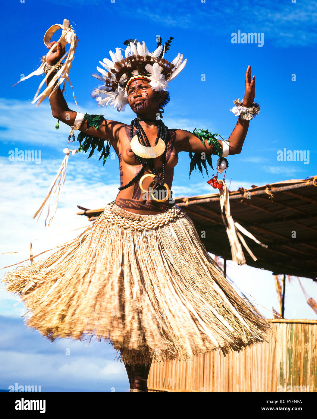 Performer at Miss Hiri Hanenamo Beauty Pageant; Port Moresby, Central ...