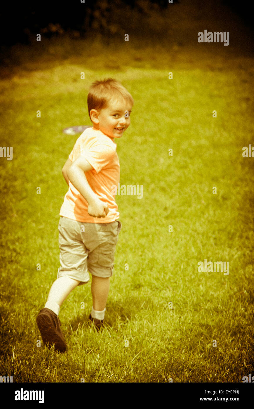 Boy running sports hi-res stock photography and images - Alamy