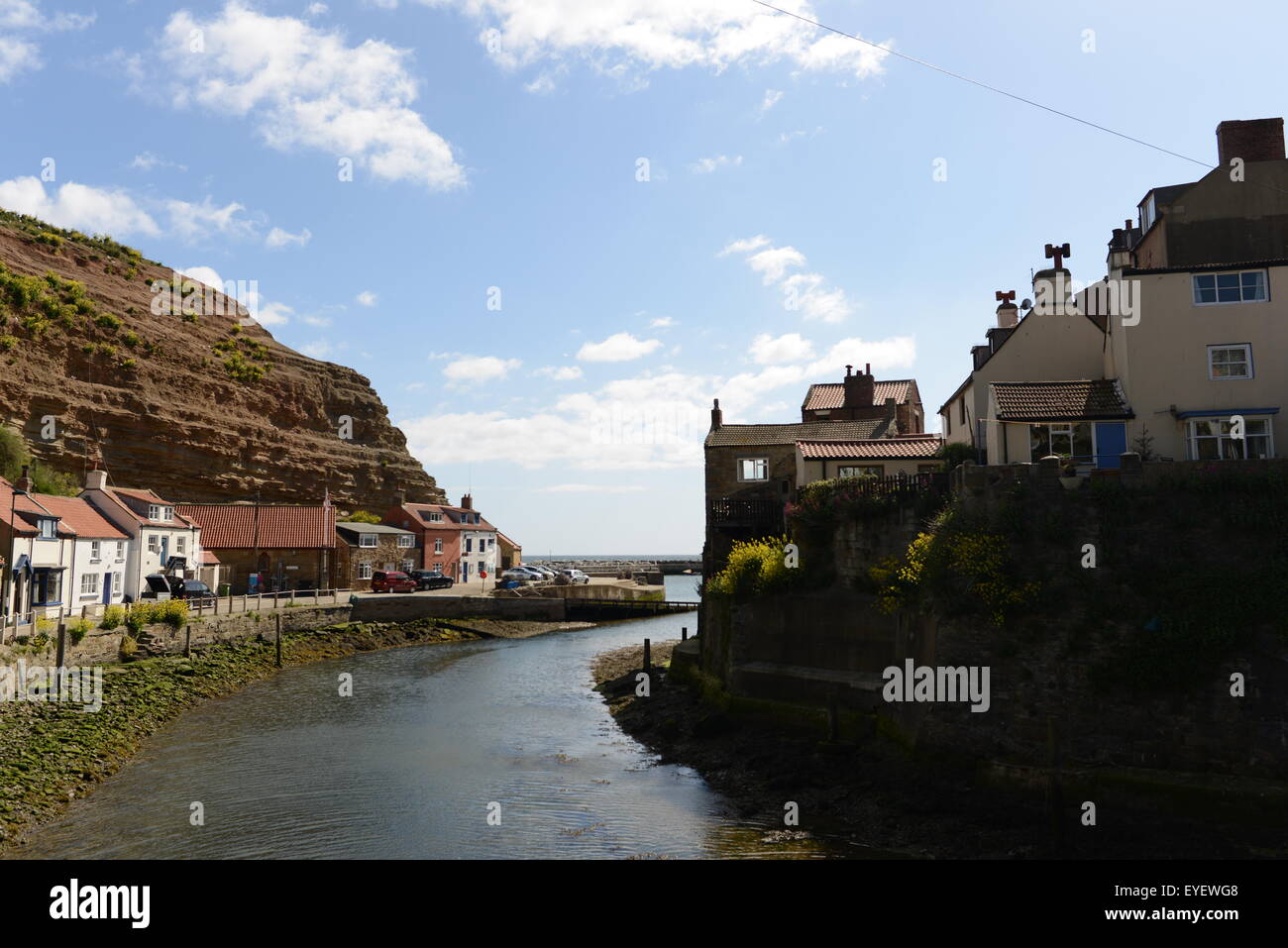 STAITHES HARBOUR, NORTH YORKSHIRE Stock Photo - Alamy