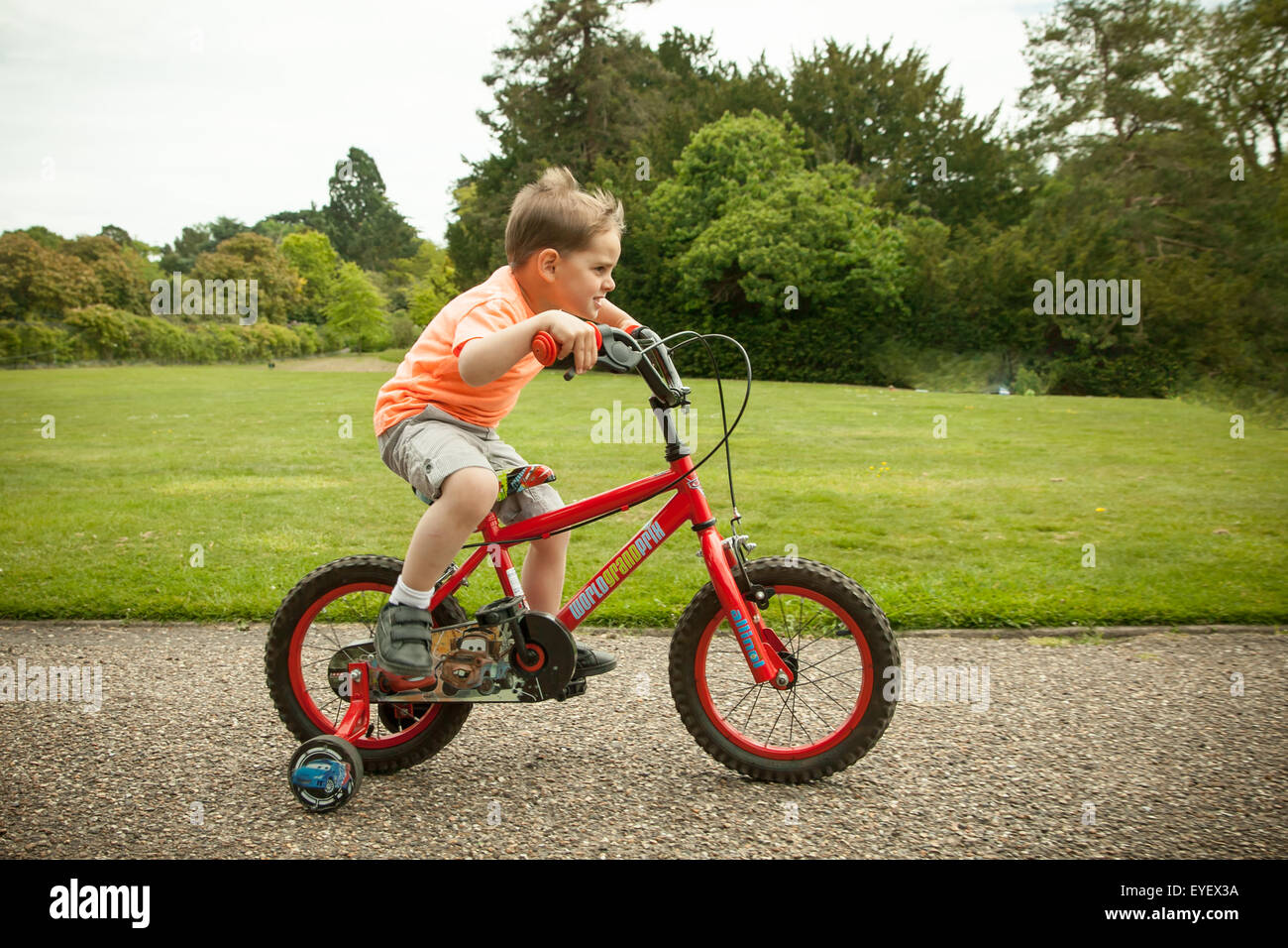 Boy kid cycle hi-res stock photography and images - Alamy