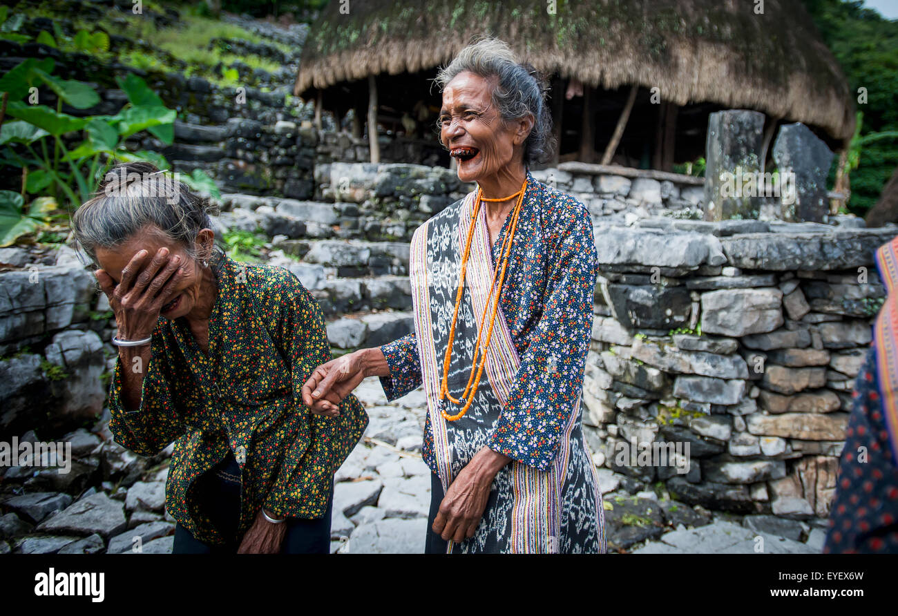 Women timor leste hi-res stock photography and images - Alamy