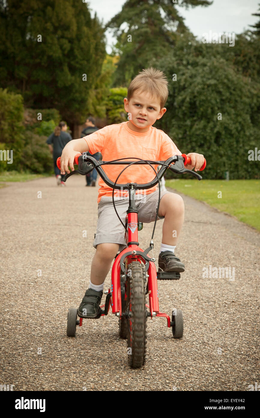 Boy kid cycle hi-res stock photography and images - Alamy