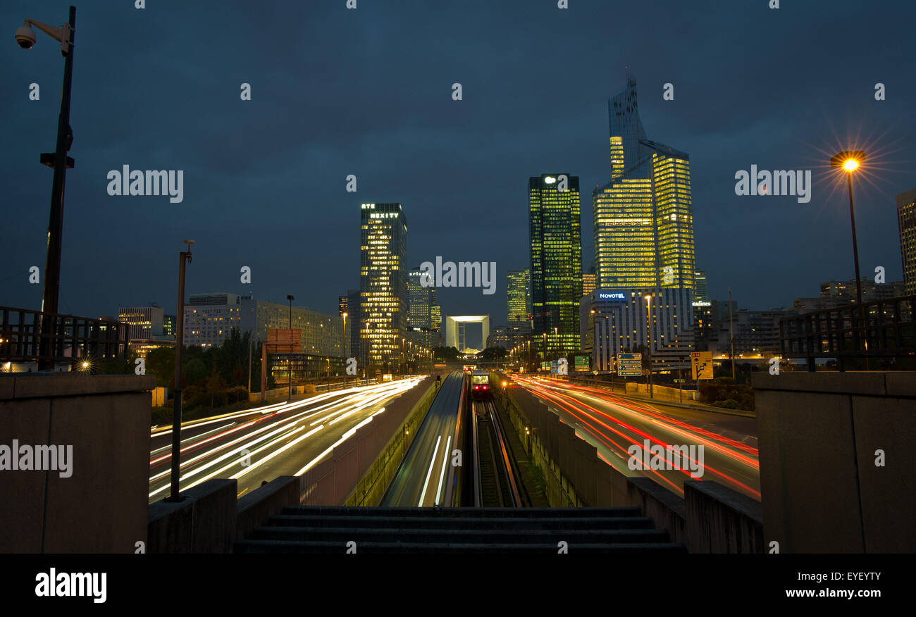 Bridge defence hi-res stock photography and images - Alamy