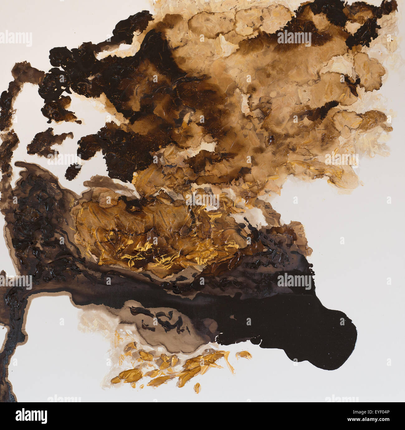 Bitumen paint hi-res stock photography and images - Alamy