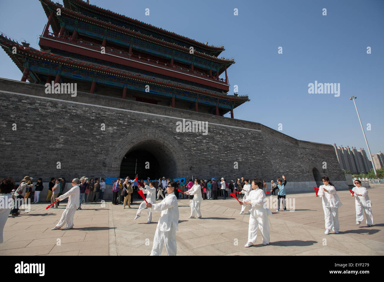 Fitness gate hi-res stock photography and images - Alamy