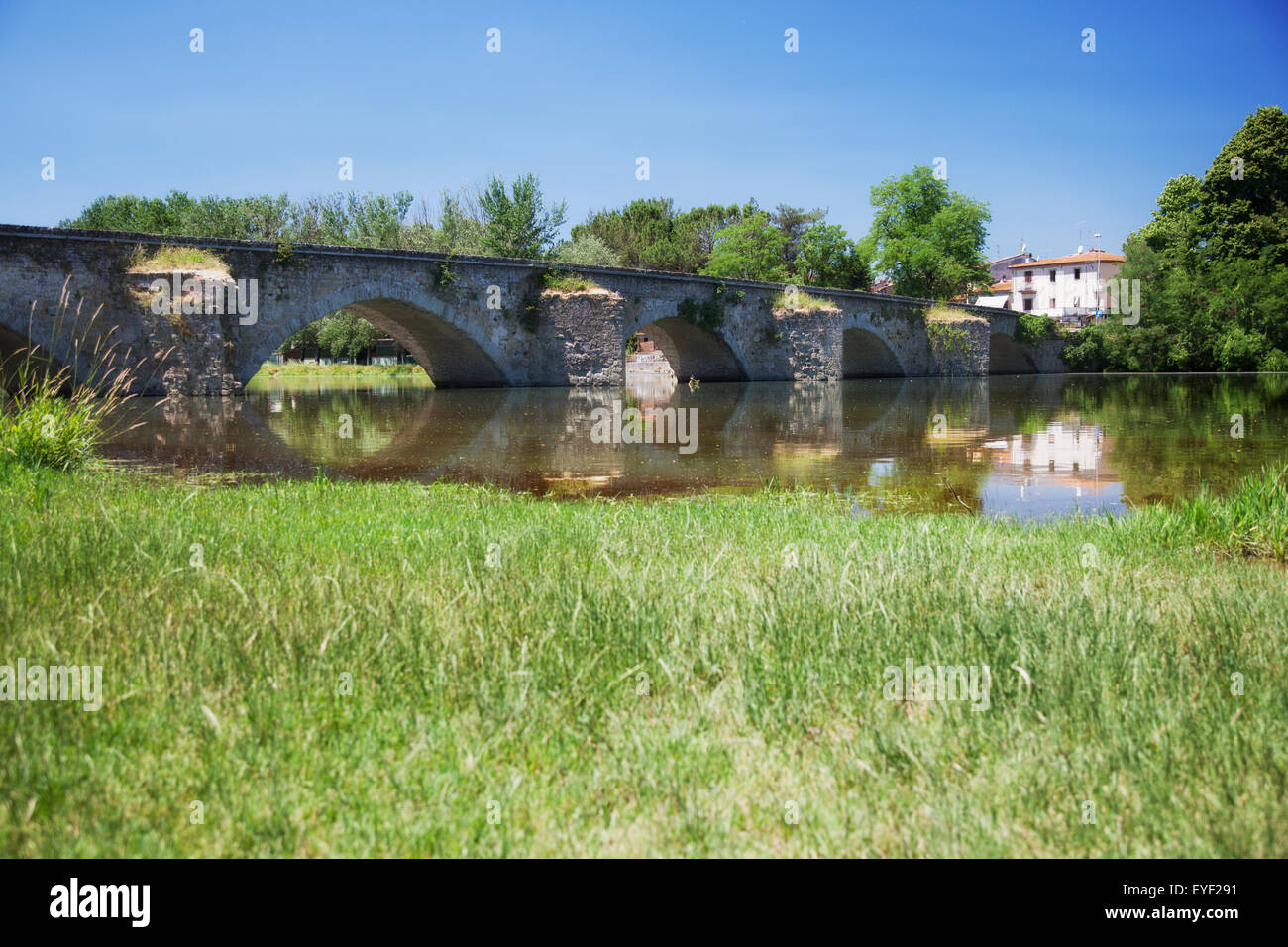 Burin Bridge featured in the Mona Lisa; Arezzo, Italy Stock Photo - Alamy