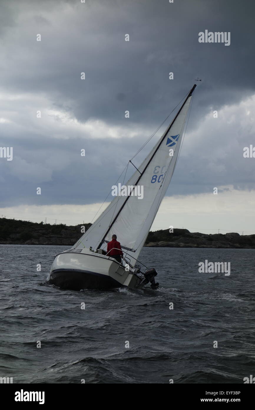 Single_handed hi-res stock photography and images - Alamy