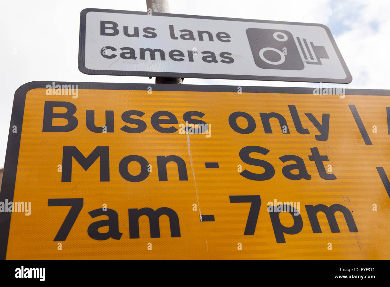 Bus lane cameras hi-res stock photography and images - Alamy