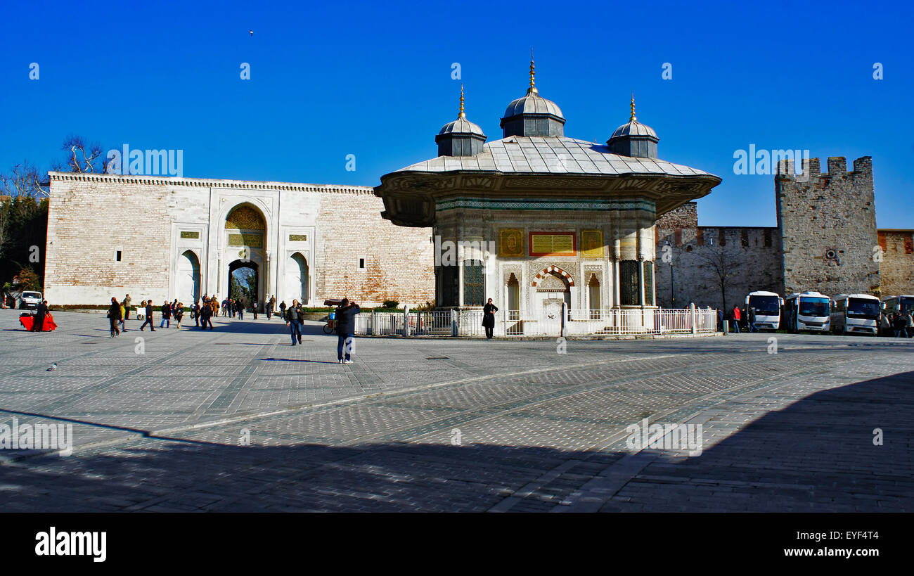 Turkey,Turquia,Istanbul,Istambul The Fountain of Sultan Ahmed III in ...
