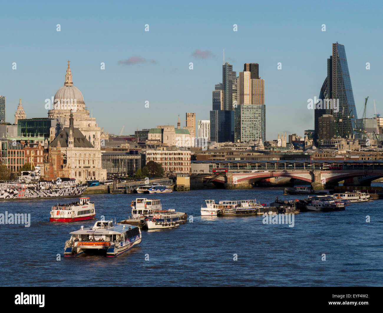 Cathedral dome gherkin blackfriars bridge hi-res stock photography and ...