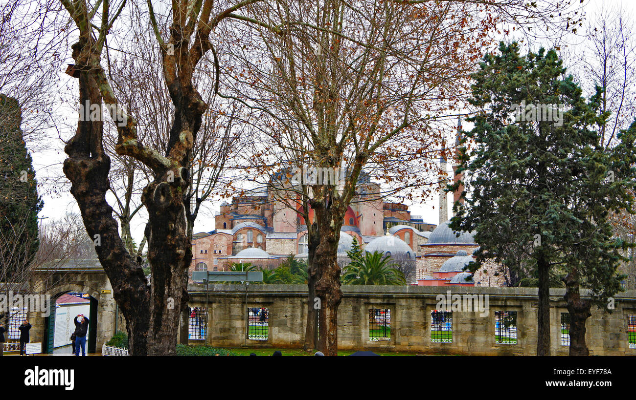 Hagia Sophia building, the monument most famous of Istanbul - Turkey ...