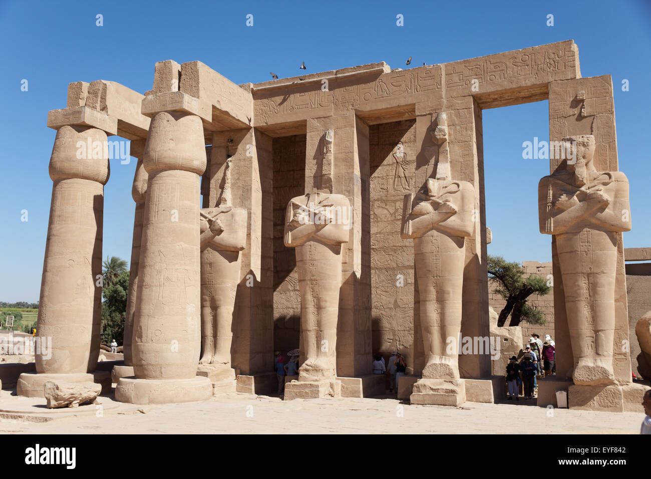 Egyptian god osiris hi-res stock photography and images - Alamy
