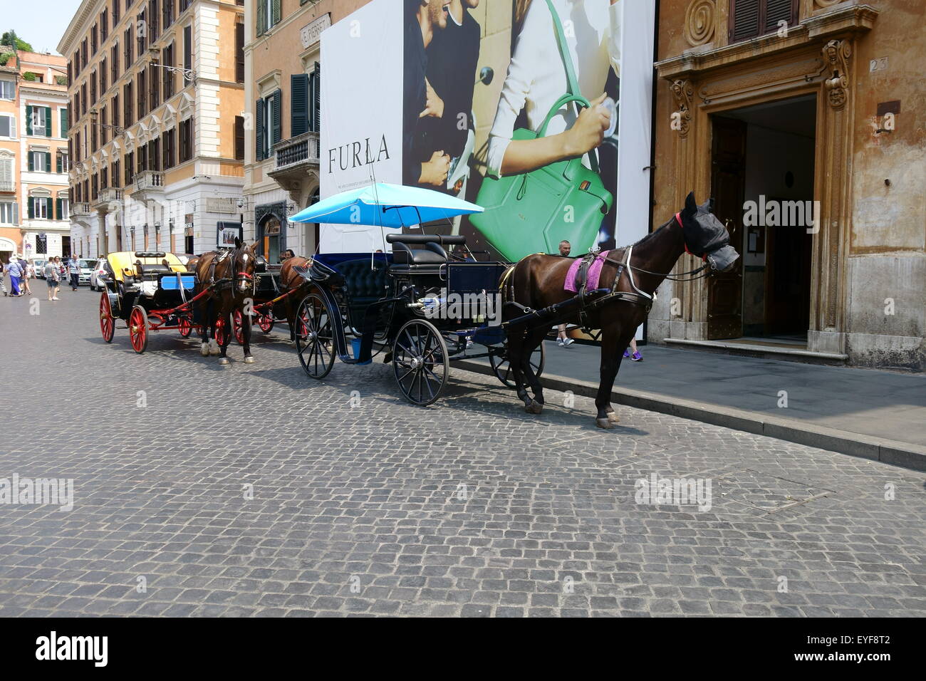 horses and carriages at the spanish steps rome italy Stock Photo - Alamy