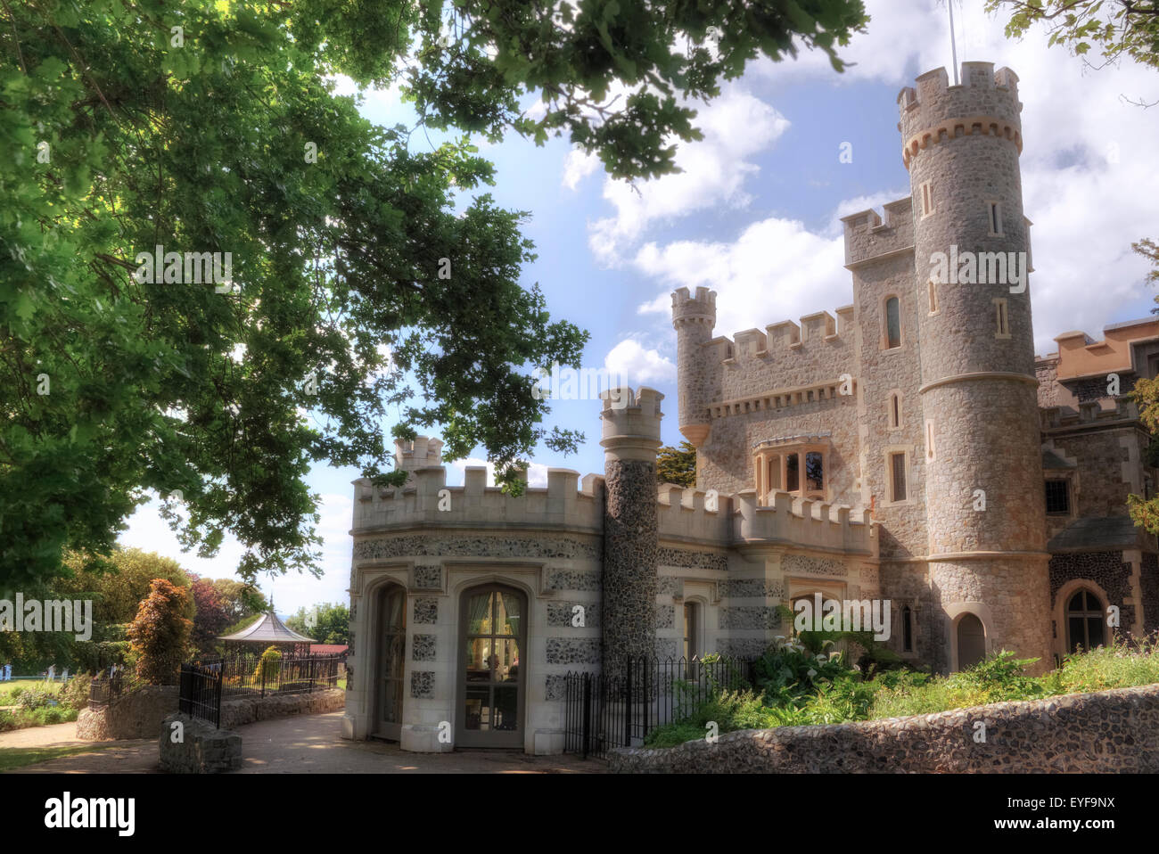 Kent castle hi-res stock photography and images - Alamy