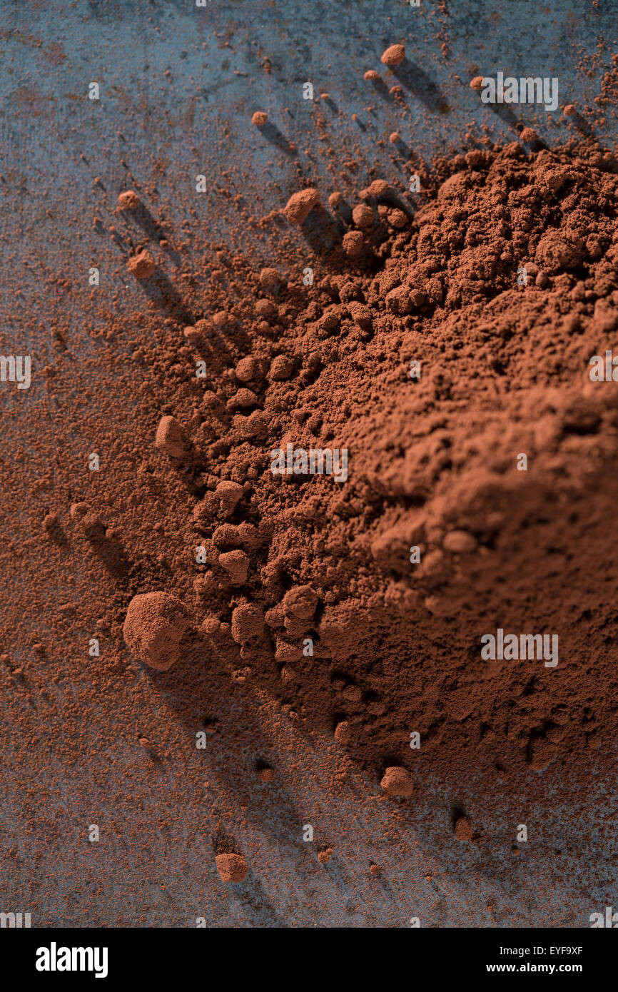 Cocoa powder sweet ingredient Stock Photo - Alamy