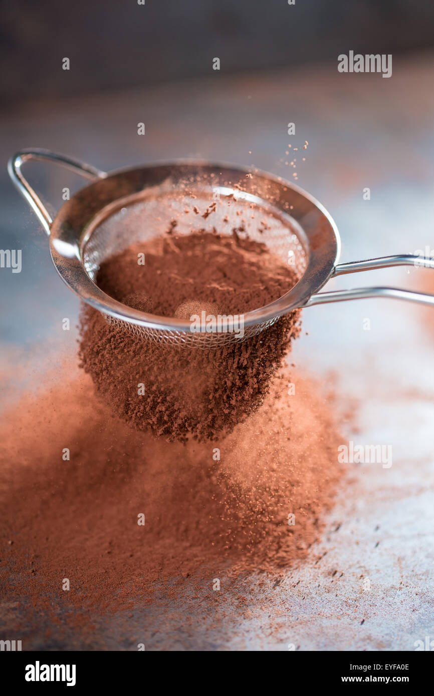 Cocoa powder sweet ingredient Stock Photo - Alamy