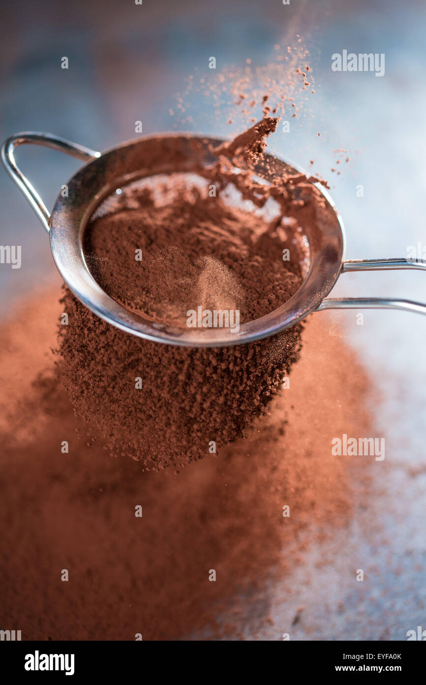 Cocoa powder sweet ingredient Stock Photo - Alamy