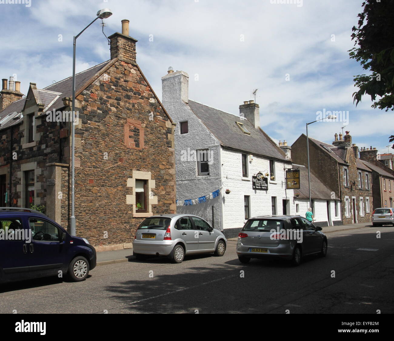 Black bull inn earlston hi-res stock photography and images - Alamy