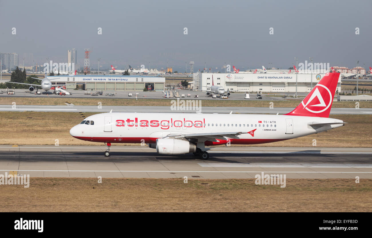 Atlasjet a320 plane hi-res stock photography and images - Alamy