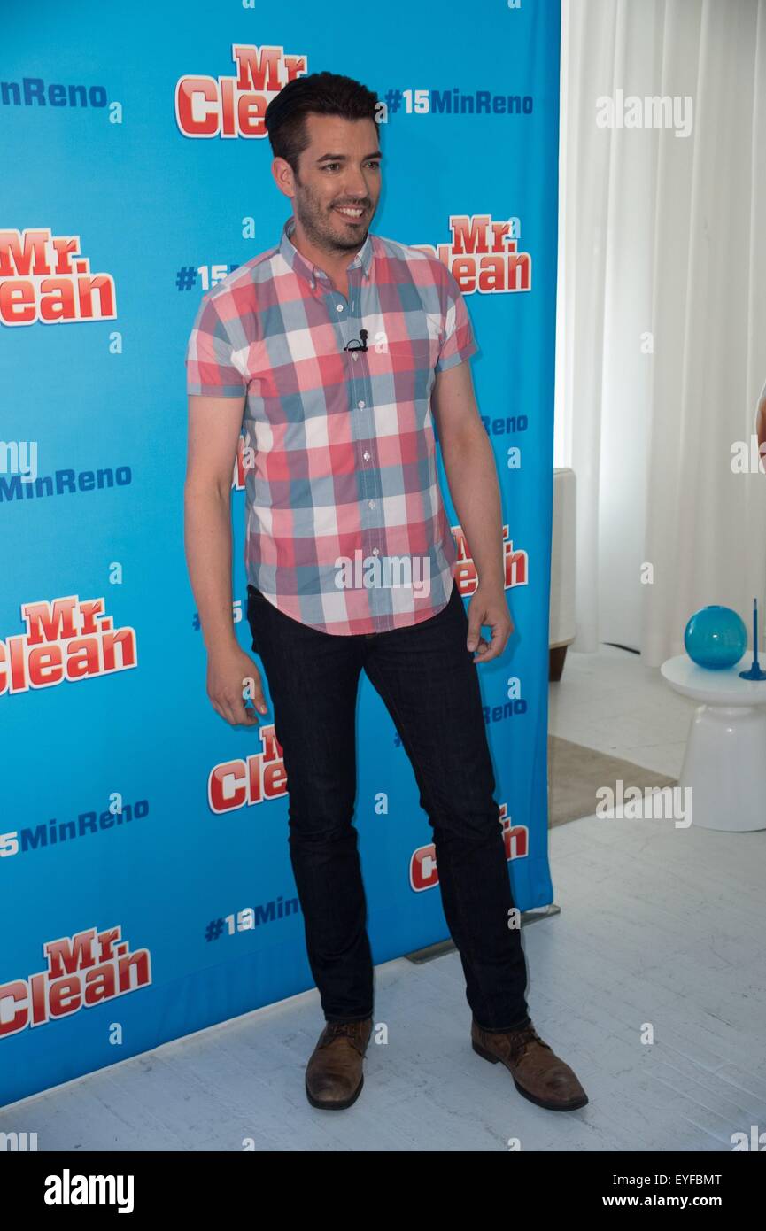 New York, NY, USA. 28th July, 2015. Jonathan Scott at a public ...