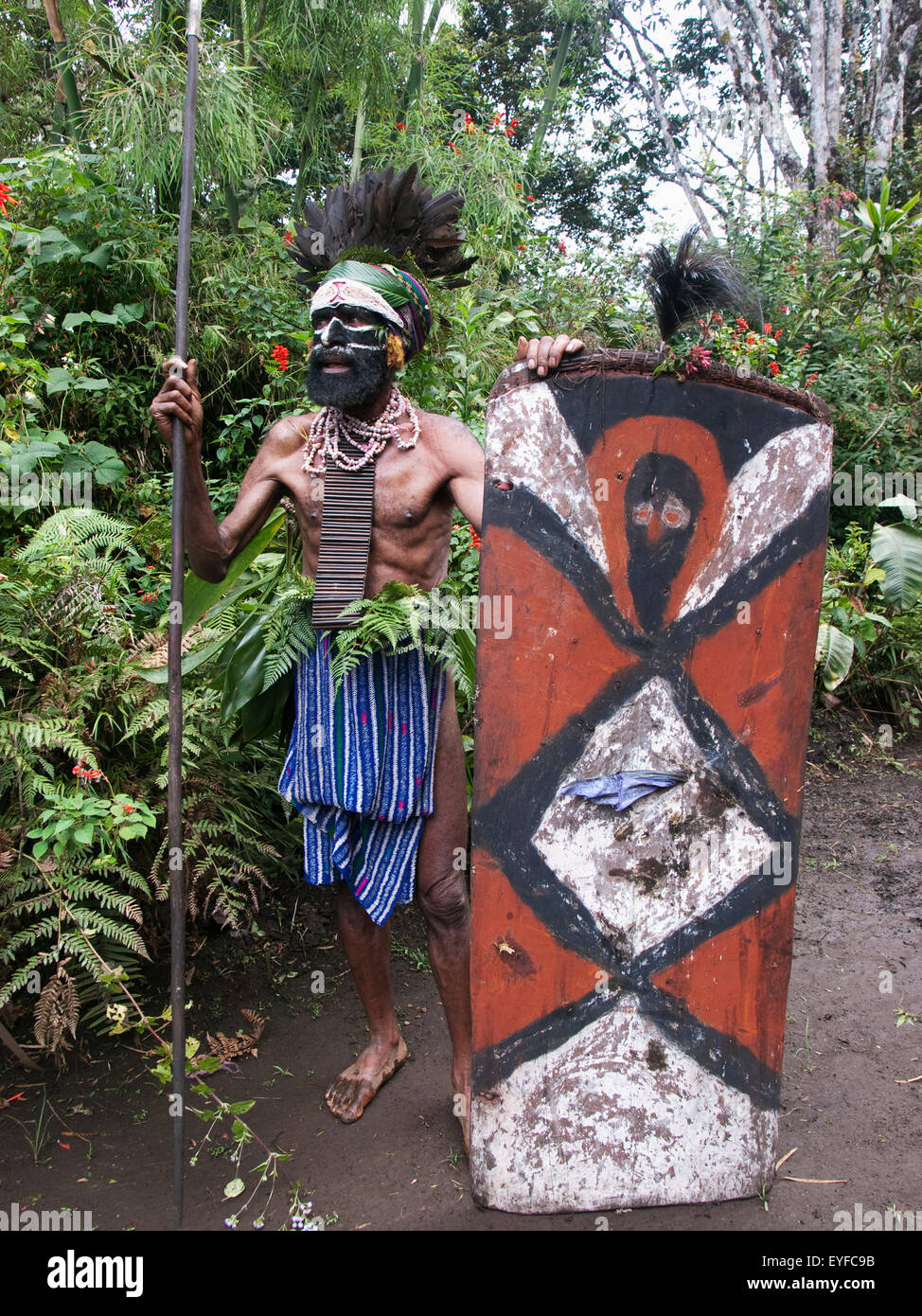 Papua New Guinea, Western Highlands, Tribal Chief; Paiyagona Village ...