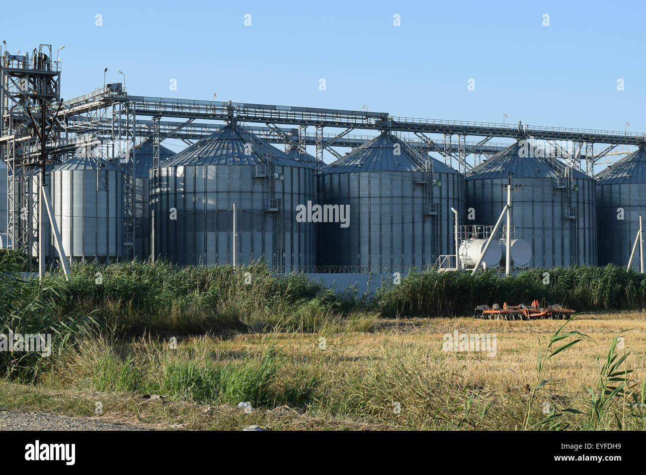 Plant for storage and processing of grain Stock Photo - Alamy