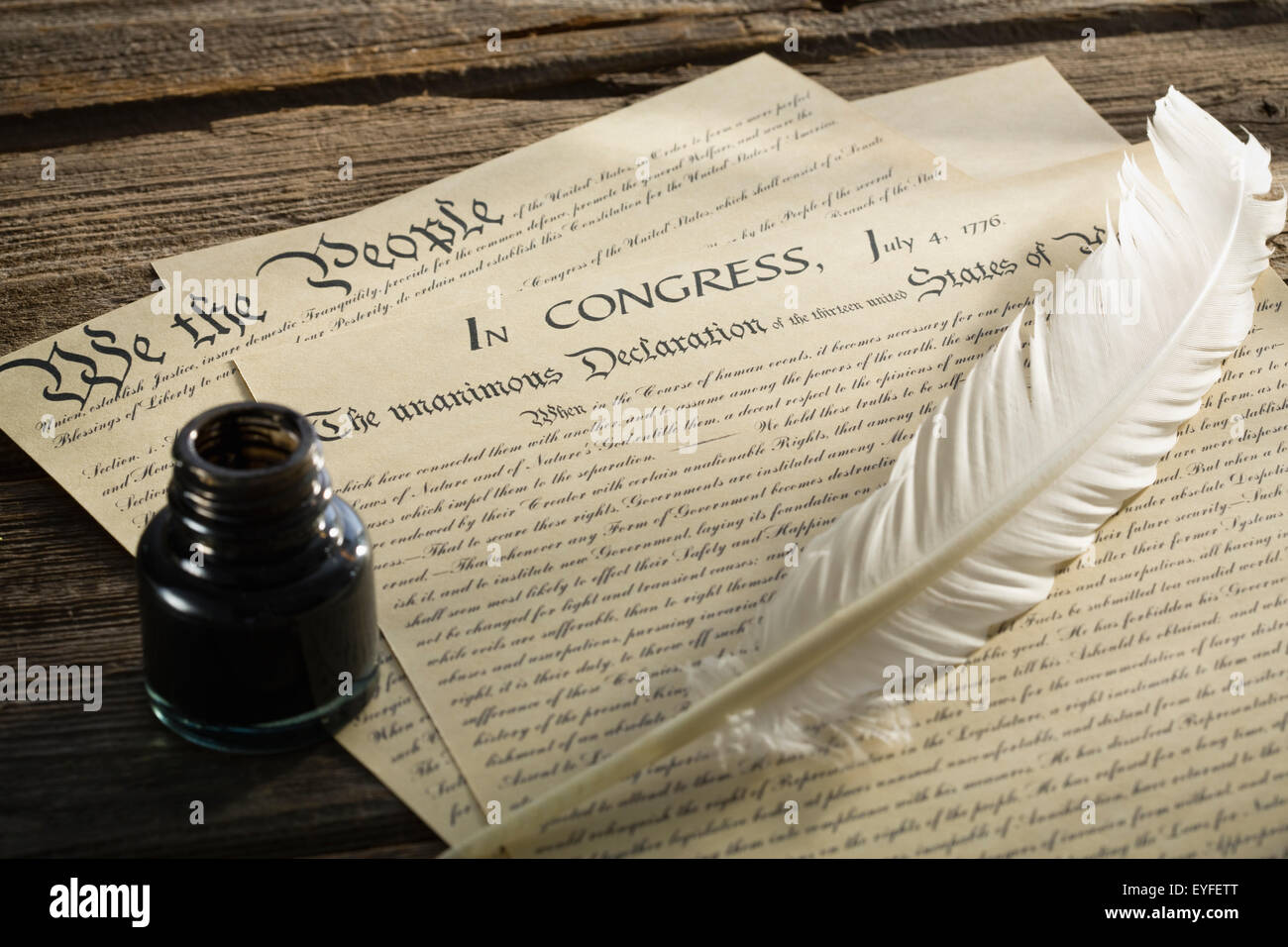 Ink well quill hi-res stock photography and images - Alamy