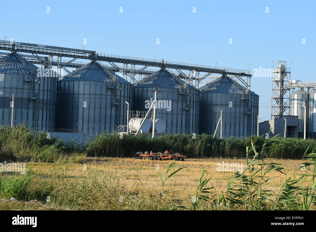 Plant for storage and processing of grain Stock Photo - Alamy