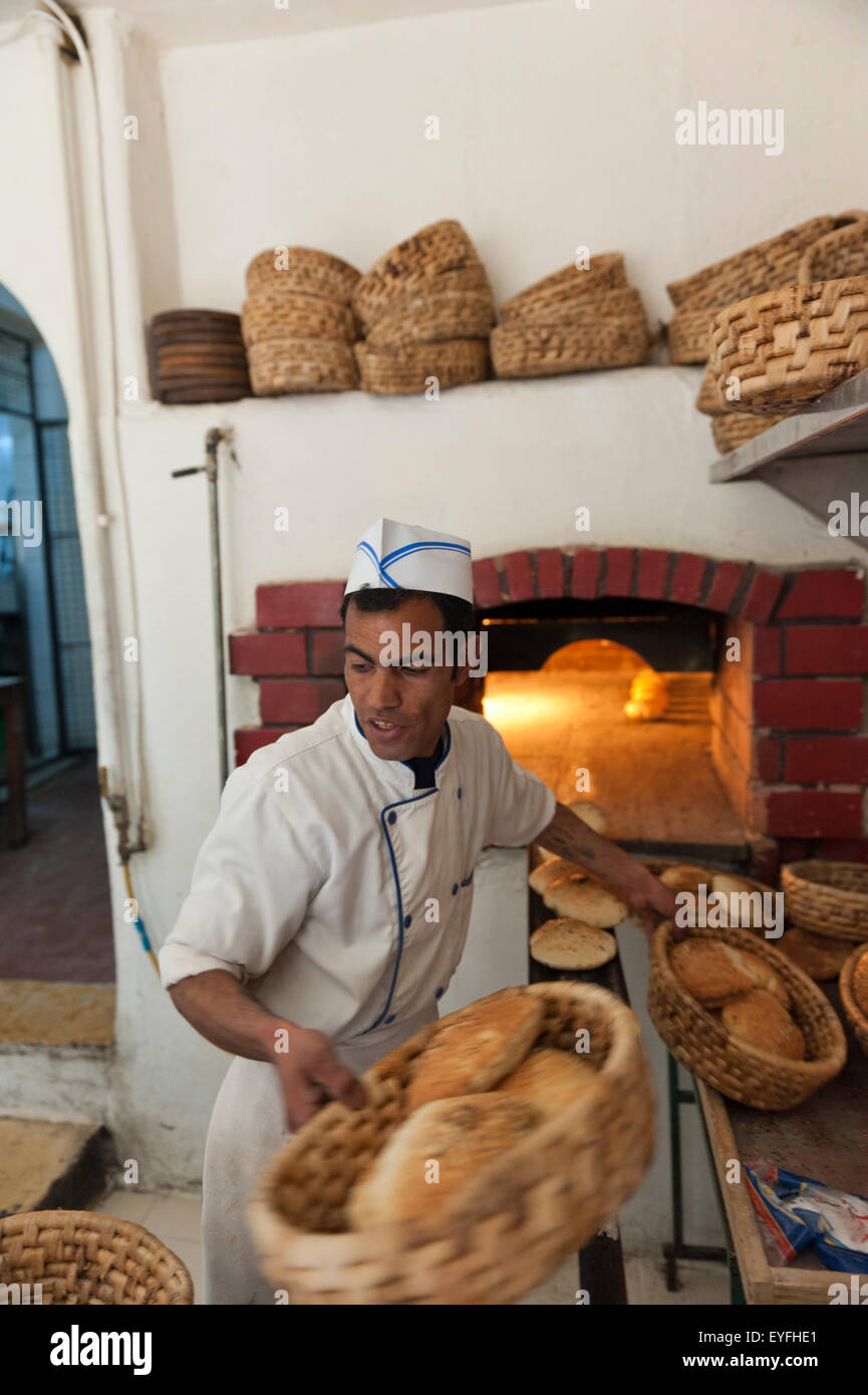 A bread delivery man hi-res stock photography and images - Alamy
