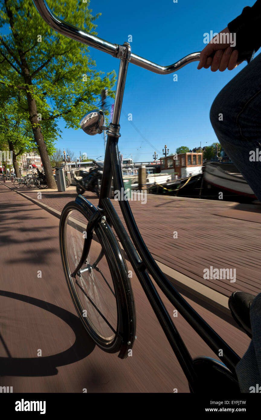 Cycling down the canal hi-res stock photography and images - Alamy