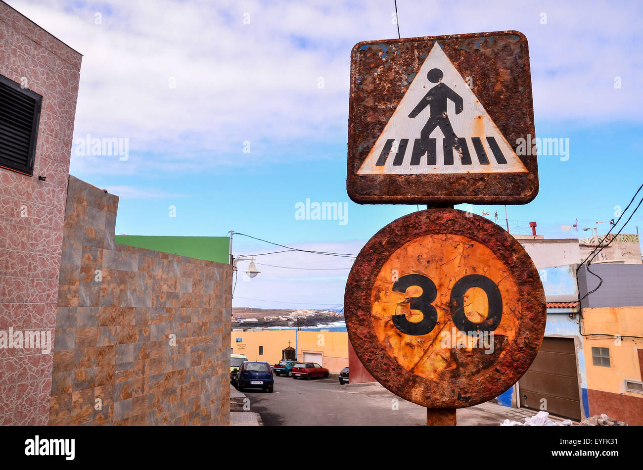 Vintage Old Rusty Road Sign Stock Photo - Alamy