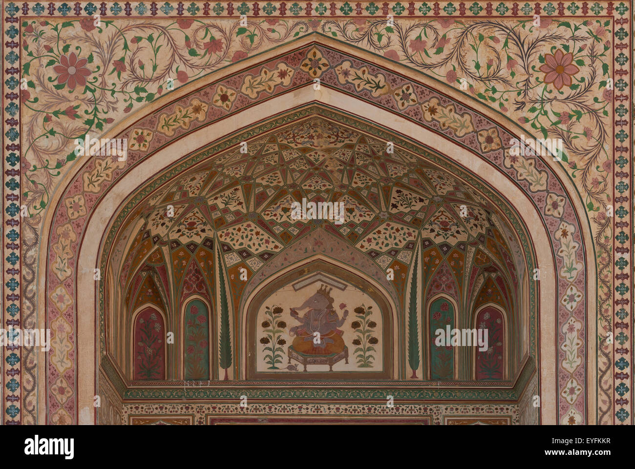 The Ganesh Pol (Ganesh Gate), Amber Fort; Jaipur, India Stock Photo - Alamy