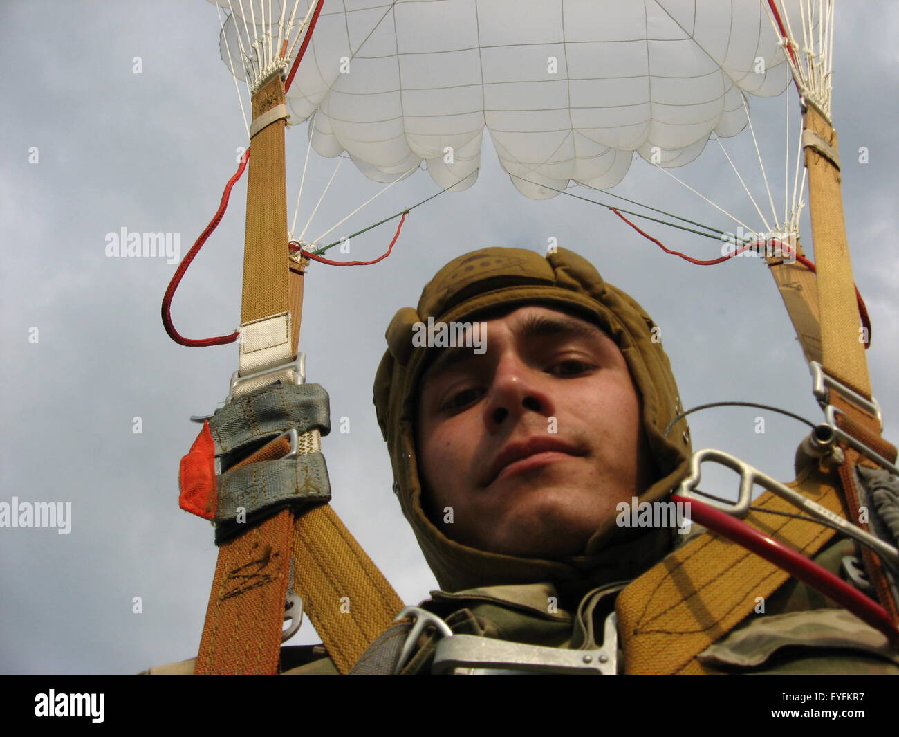 Parachute jumps. Preparation of the Russian special troops for landing ...