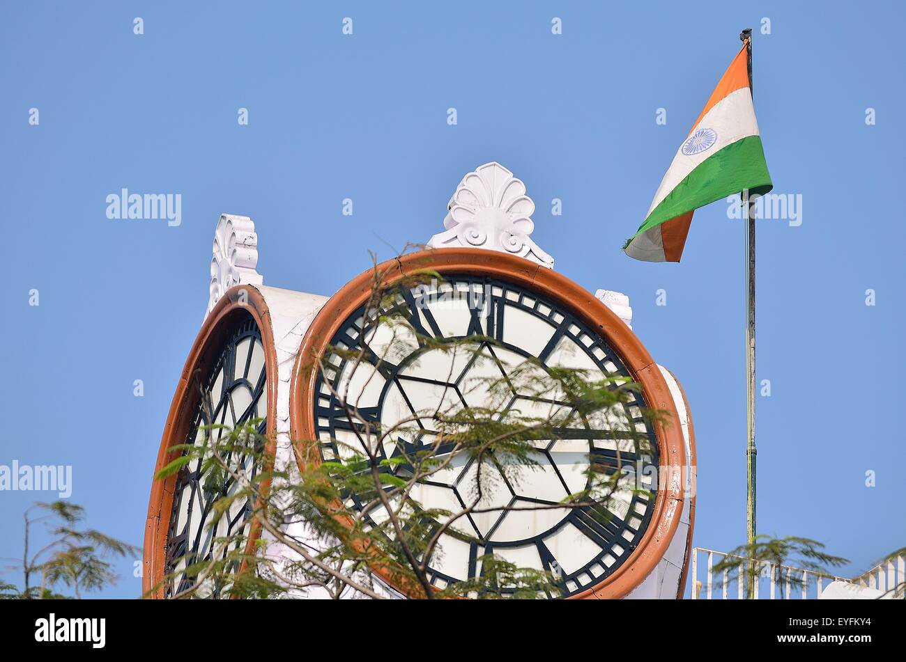 Indian flag flying hi-res stock photography and images - Alamy