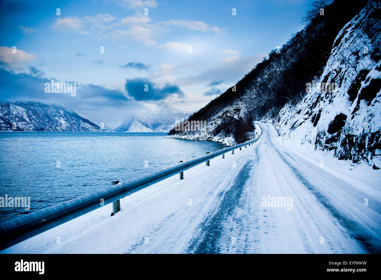 Icy terrain hi-res stock photography and images - Alamy