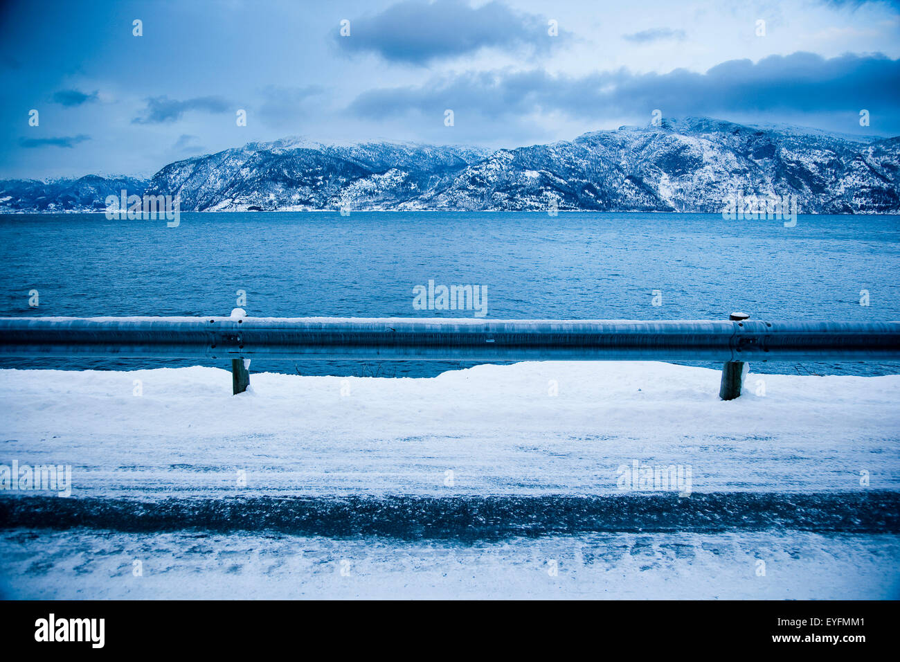 Icy terrain hi-res stock photography and images - Alamy