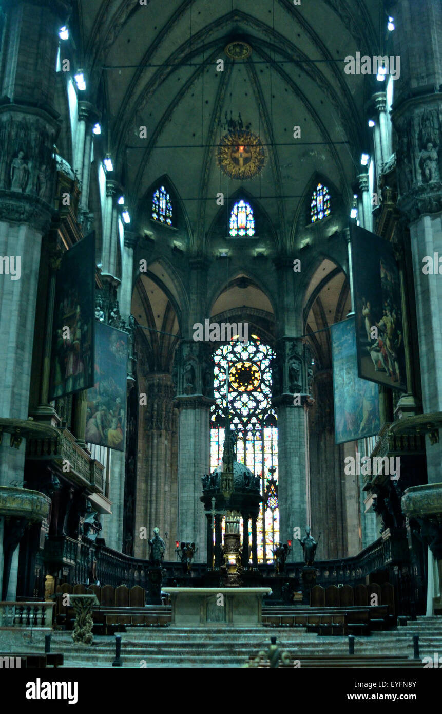 View Of The Altar, Duomo Cathedral, Milan, Italy Stock Photo - Alamy