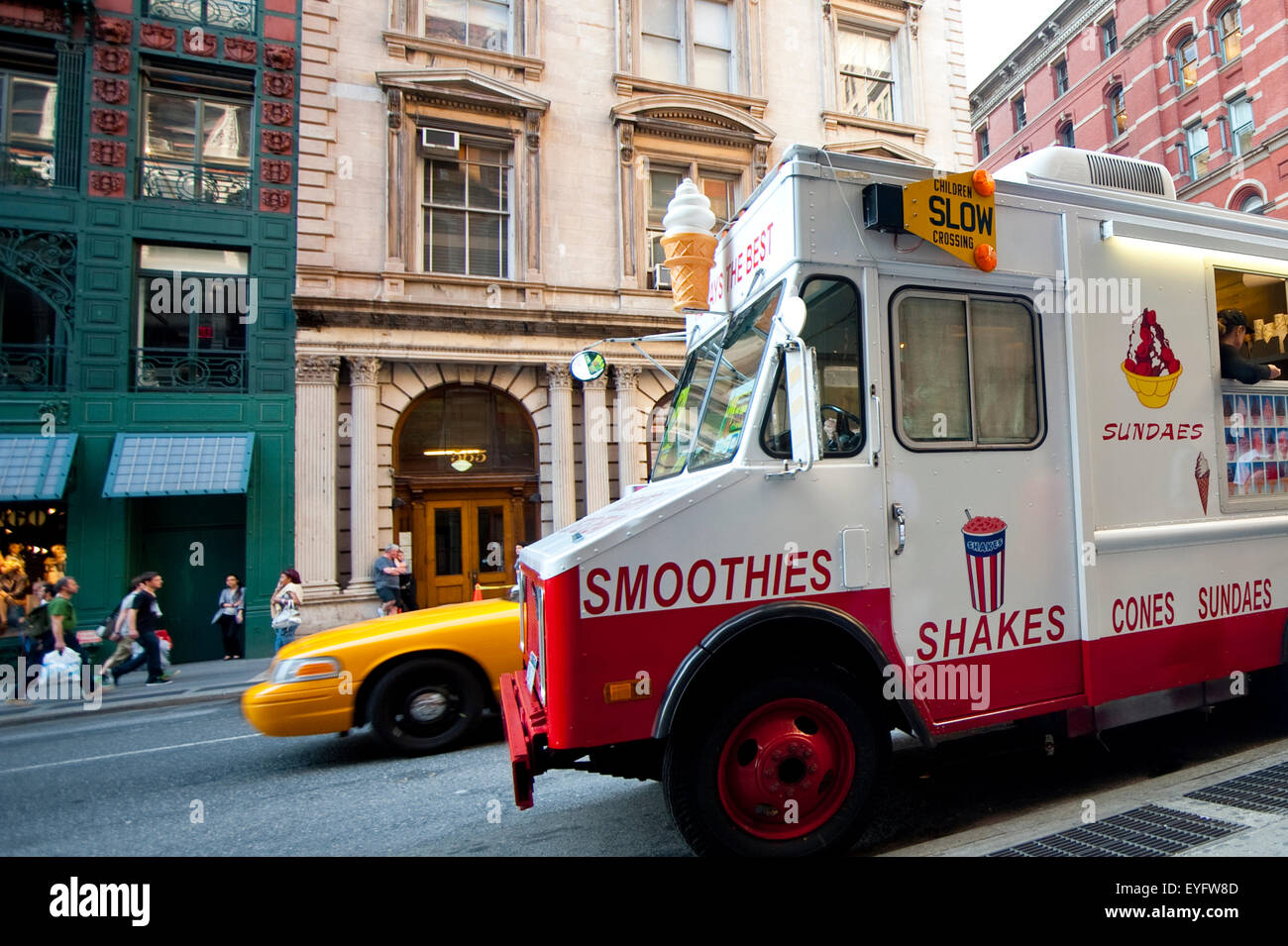 American ice cream van hi-res stock photography and images - Alamy