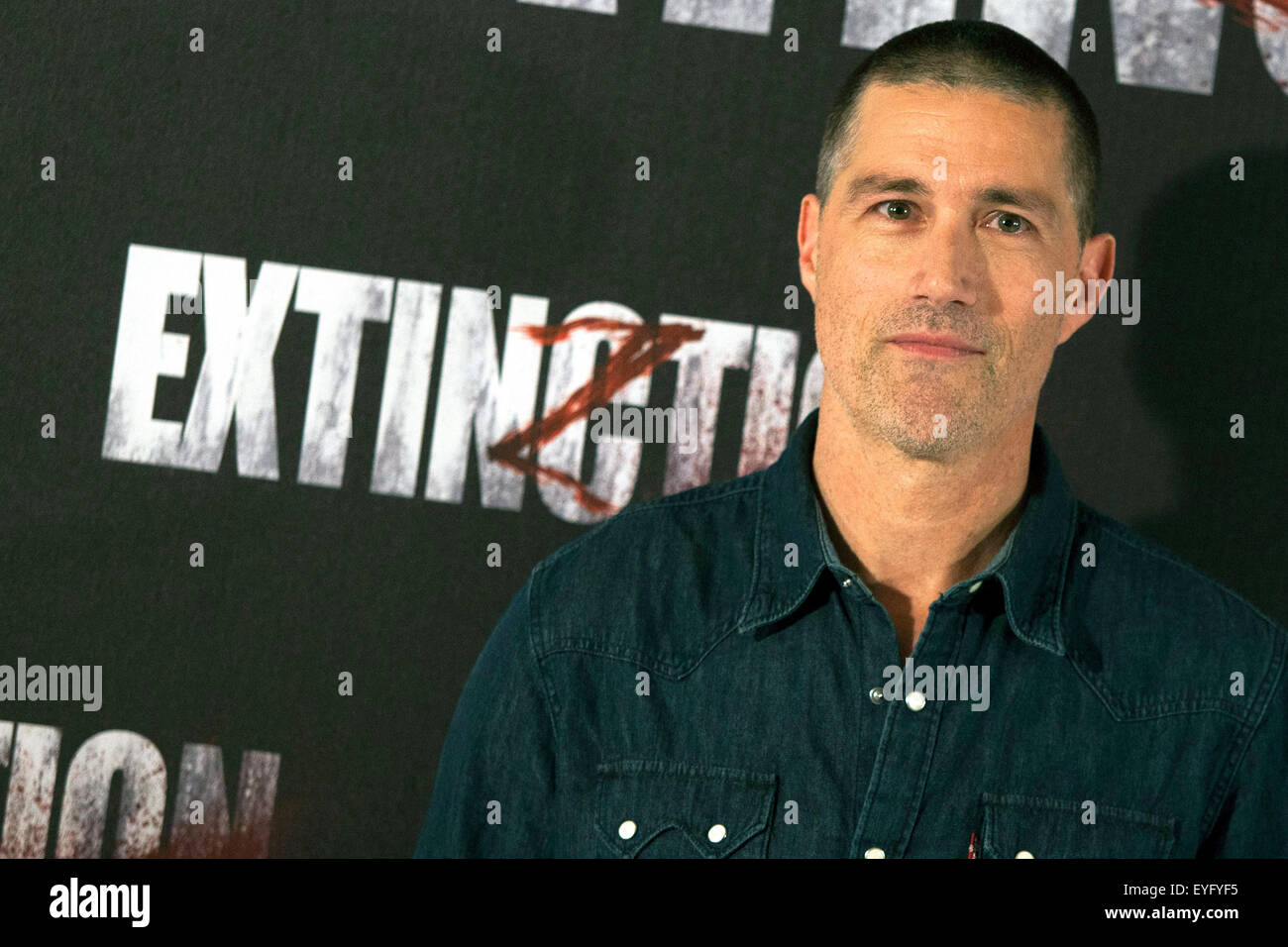 Matthew Fox attends the 'Extinction' photocall at Eurobuilding Hotel on ...