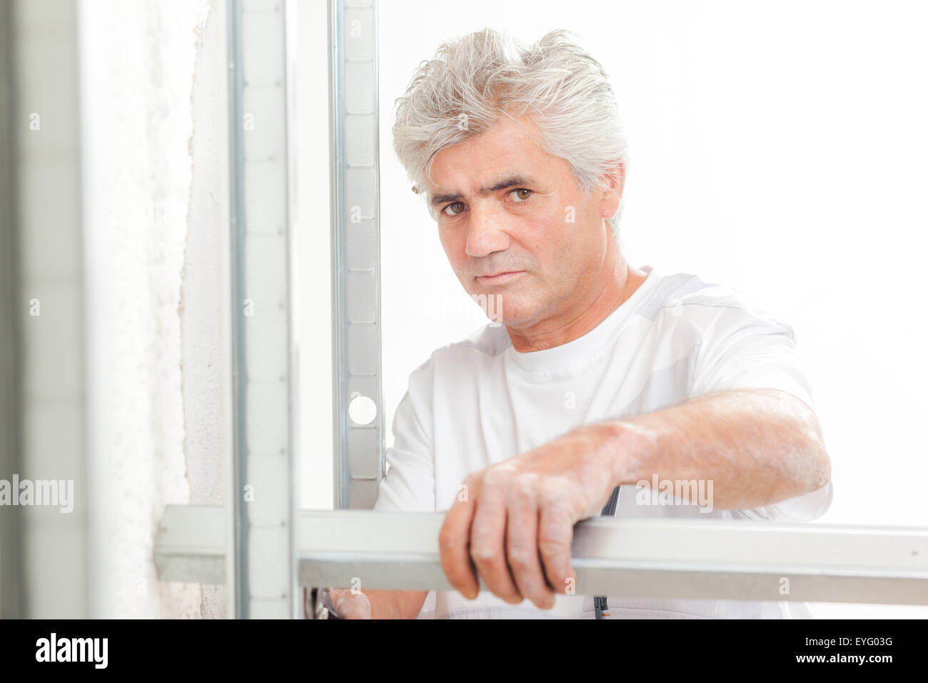 Installing wall partition hi-res stock photography and images - Alamy
