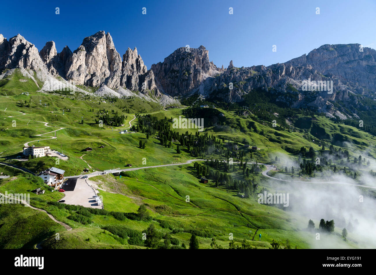 Passo gardena hi-res stock photography and images - Alamy