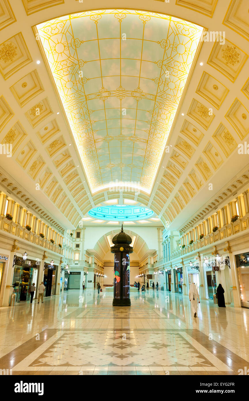 Villagio shopping mall, Doha, Qatar Stock Photo - Alamy