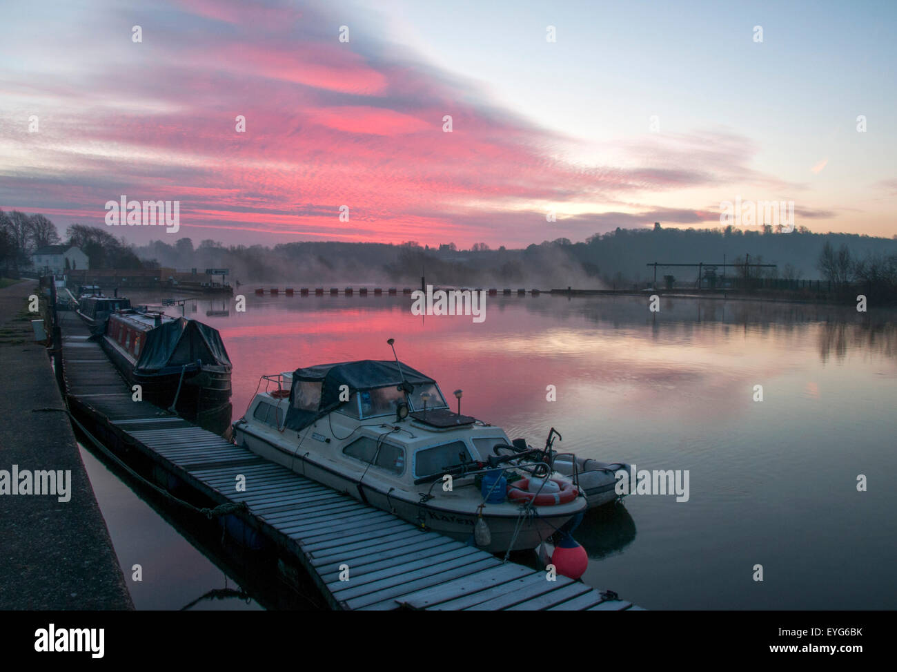 Beeston marina trent hi-res stock photography and images - Alamy