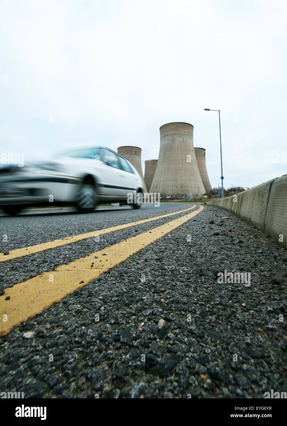 Pavement power lines hi-res stock photography and images - Alamy
